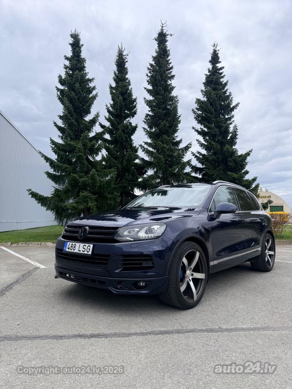 Blue Volkswagen Touareg 2012 in Tallinn, with an engine capacity of 3.00 L and mileage of 251 thousand km for 14000 €, photo 1 on AUTOMOTO.COM.LV