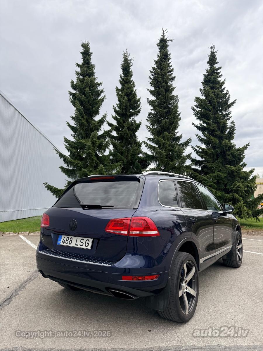 Zils Volkswagen Touareg 2012 Tallina, ar dzinēja tilpumu 3.00 L un nobraukumu 251 tūkst. km par 14000 €, foto 9 vietnē AUTOMOTO.COM.LV