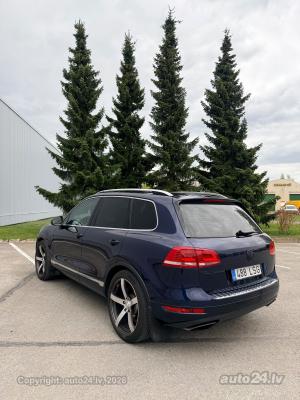 Zils Volkswagen Touareg 2012 Tallina, ar dzinēja tilpumu 3.00 L un nobraukumu 251 tūkst. km par 14000 €, foto 11 vietnē AUTOMOTO.COM.LV
