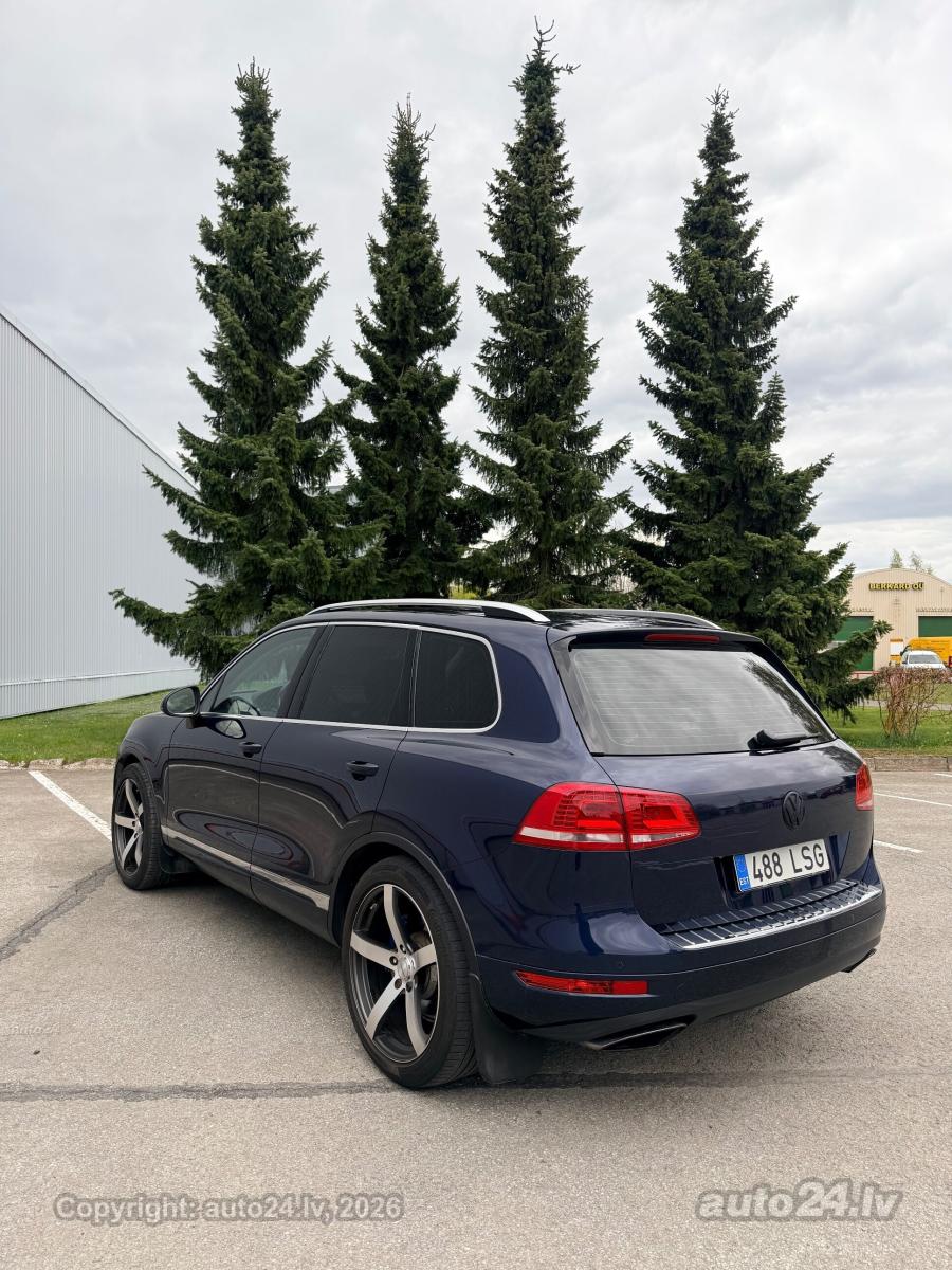 Zils Volkswagen Touareg 2012 Tallina, ar dzinēja tilpumu 3.00 L un nobraukumu 251 tūkst. km par 14000 €, foto 11 vietnē AUTOMOTO.COM.LV
