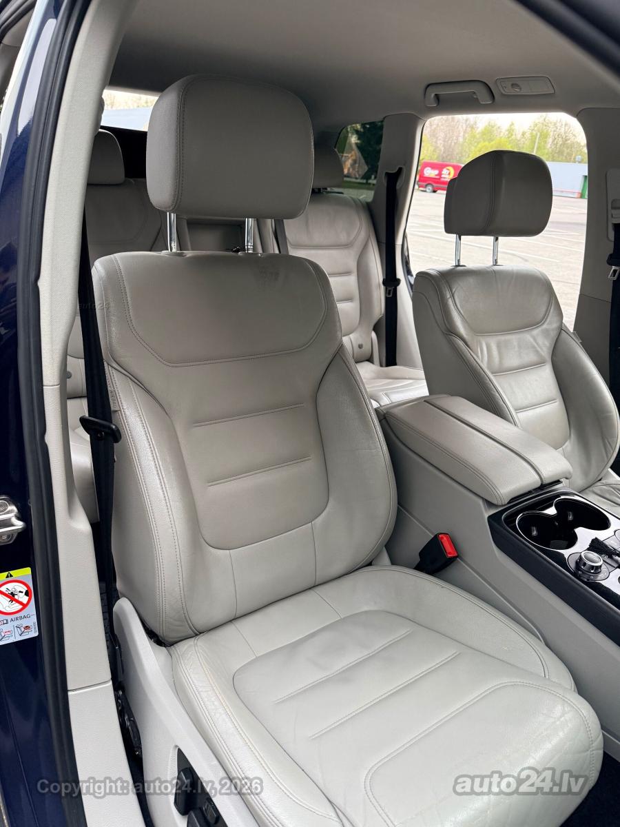 Zils Volkswagen Touareg 2012 Tallina, ar dzinēja tilpumu 3.00 L un nobraukumu 251 tūkst. km par 14000 €, foto 15 vietnē AUTOMOTO.COM.LV