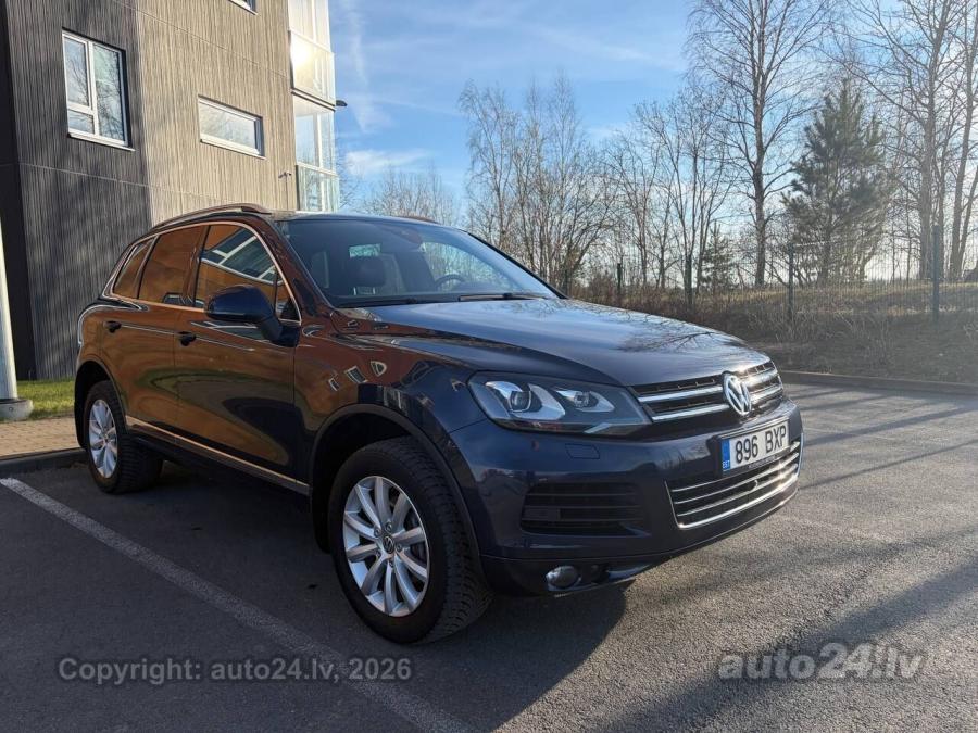 Zils Volkswagen Touareg 2012 Tallina, ar dzinēja tilpumu 3.00 L un nobraukumu 212 tūkst. km par 16000 €, foto 8 vietnē AUTOMOTO.COM.LV