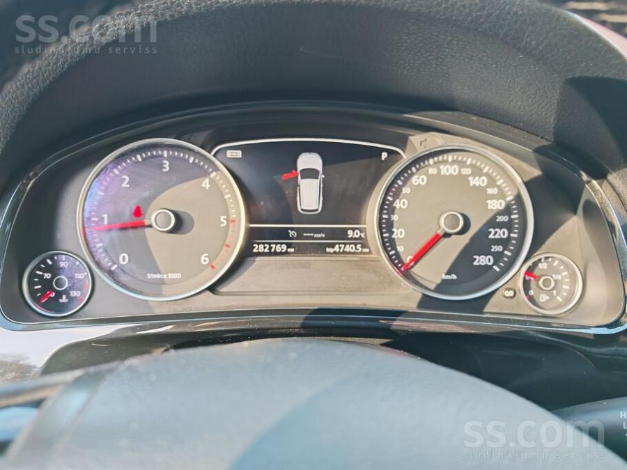 Zils Volkswagen Touareg 2013 Rīga, ar dzinēja tilpumu 3.00 L un nobraukumu 283 tūkst. km par 11000 €, foto 12 vietnē AUTOMOTO.COM.LV