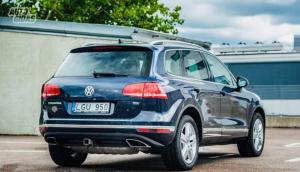 Zils Volkswagen Touareg 2013 Kauņa, ar dzinēja tilpumu 3.00 L un nobraukumu 215 tūkst. km par 12290 €, foto 3 vietnē AUTOMOTO.COM.LV