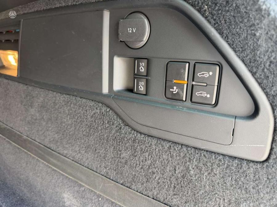 Blue Volkswagen Touareg 2014 in Kaunas, with an engine capacity of 2.97 L and mileage of 210 thousand km for 14500 €, photo 14 on AUTOMOTO.COM.LV