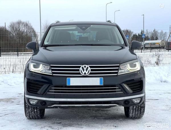 Zils Volkswagen Touareg 2015 Tauragė, ar dzinēja tilpumu 3.00 L un nobraukumu 264 tūkst. km par 15200 €, foto 3 vietnē AUTOMOTO.COM.LV