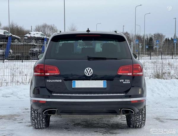 Zils Volkswagen Touareg 2015 Tauragė, ar dzinēja tilpumu 3.00 L un nobraukumu 264 tūkst. km par 15200 €, foto 8 vietnē AUTOMOTO.COM.LV