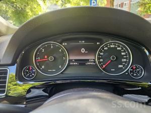 Zils Volkswagen Touareg 2015 Rīga, ar dzinēja tilpumu 3.00 L un nobraukumu 155 tūkst. km par 15600 €, foto 10 vietnē AUTOMOTO.COM.LV