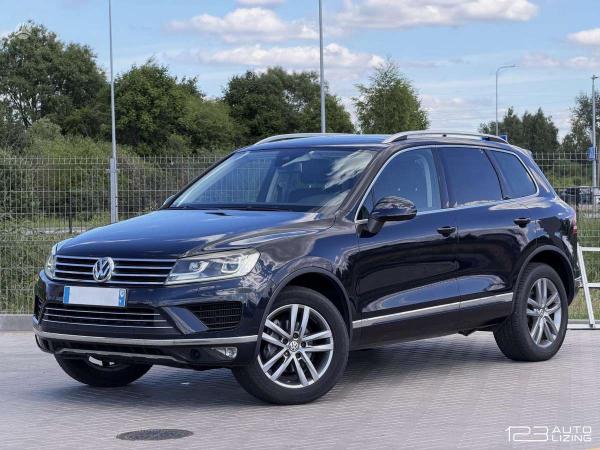 Zils Volkswagen Touareg 2015 Tauragė, ar dzinēja tilpumu 3.00 L un nobraukumu 264 tūkst. km par 15200 €, foto 1 vietnē AUTOMOTO.COM.LV
