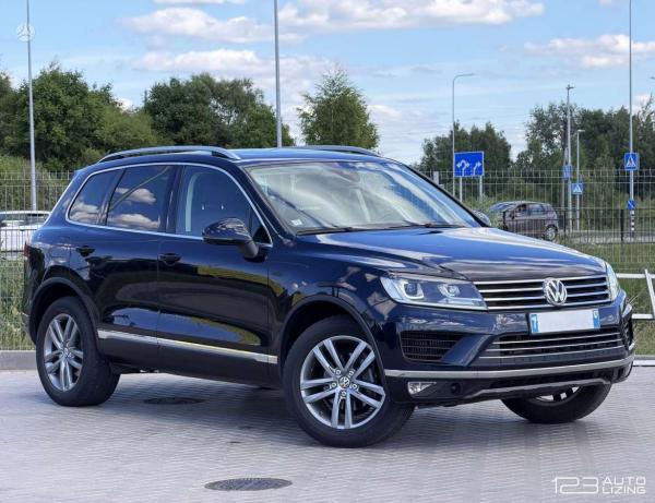 Zils Volkswagen Touareg 2015 Tauragė, ar dzinēja tilpumu 3.00 L un nobraukumu 264 tūkst. km par 15200 €, foto 5 vietnē AUTOMOTO.COM.LV