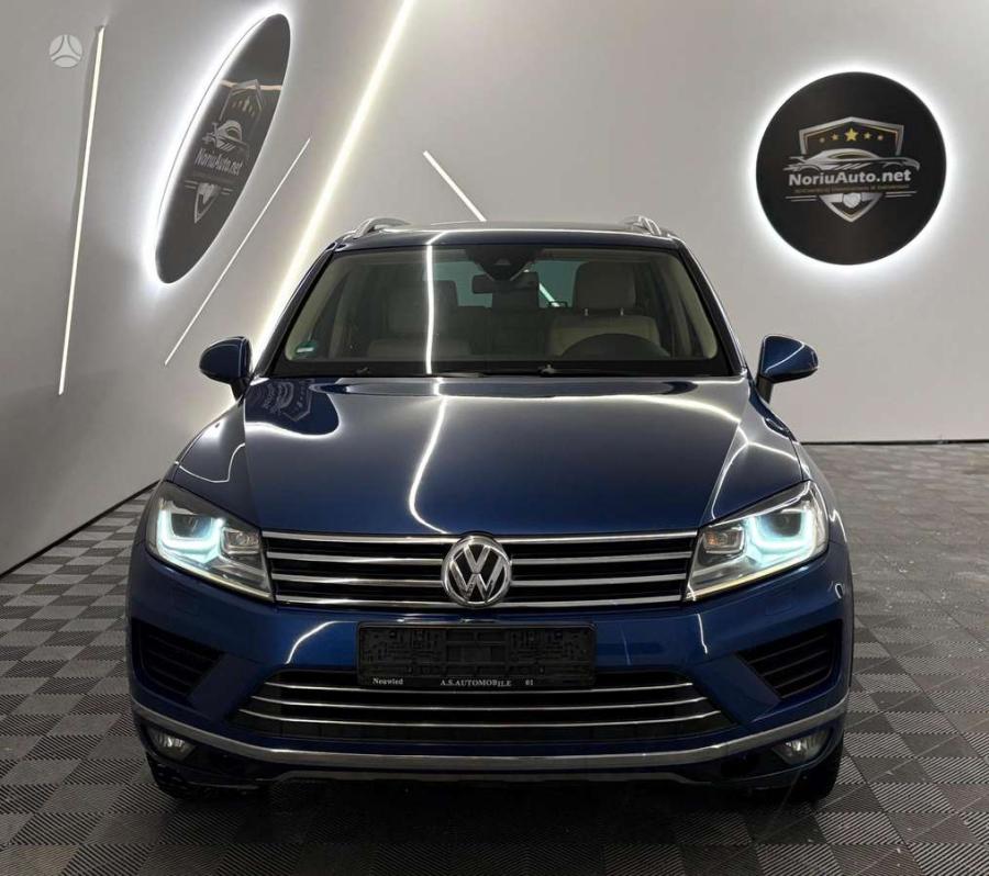 Blue Volkswagen Touareg 2016 in Marijampole, with an engine capacity of 2.97 L and mileage of 305 thousand km for 15450 €, photo 29 on AUTOMOTO.COM.LV