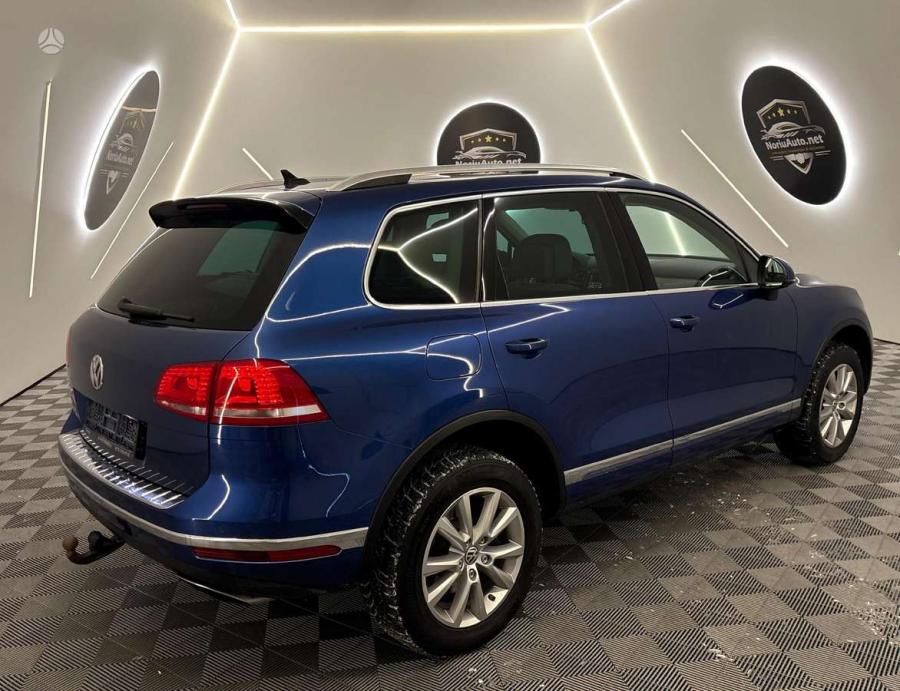 Blue Volkswagen Touareg 2016 in Marijampole, with an engine capacity of 2.97 L and mileage of 305 thousand km for 15450 €, photo 34 on AUTOMOTO.COM.LV