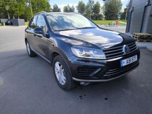 Zils Volkswagen Touareg 2016 Rietavas, ar dzinēja tilpumu 2.97 L un nobraukumu 131 tūkst. km par 16900 €, foto 4 vietnē AUTOMOTO.COM.LV