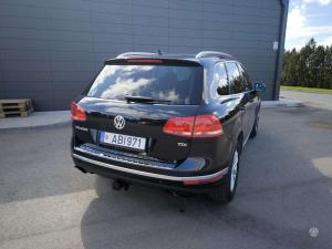 Zils Volkswagen Touareg 2016 Rietavas, ar dzinēja tilpumu 2.97 L un nobraukumu 131 tūkst. km par 16900 €, foto 7 vietnē AUTOMOTO.COM.LV