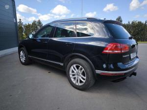 Zils Volkswagen Touareg 2016 Rietavas, ar dzinēja tilpumu 2.97 L un nobraukumu 131 tūkst. km par 16900 €, foto 9 vietnē AUTOMOTO.COM.LV