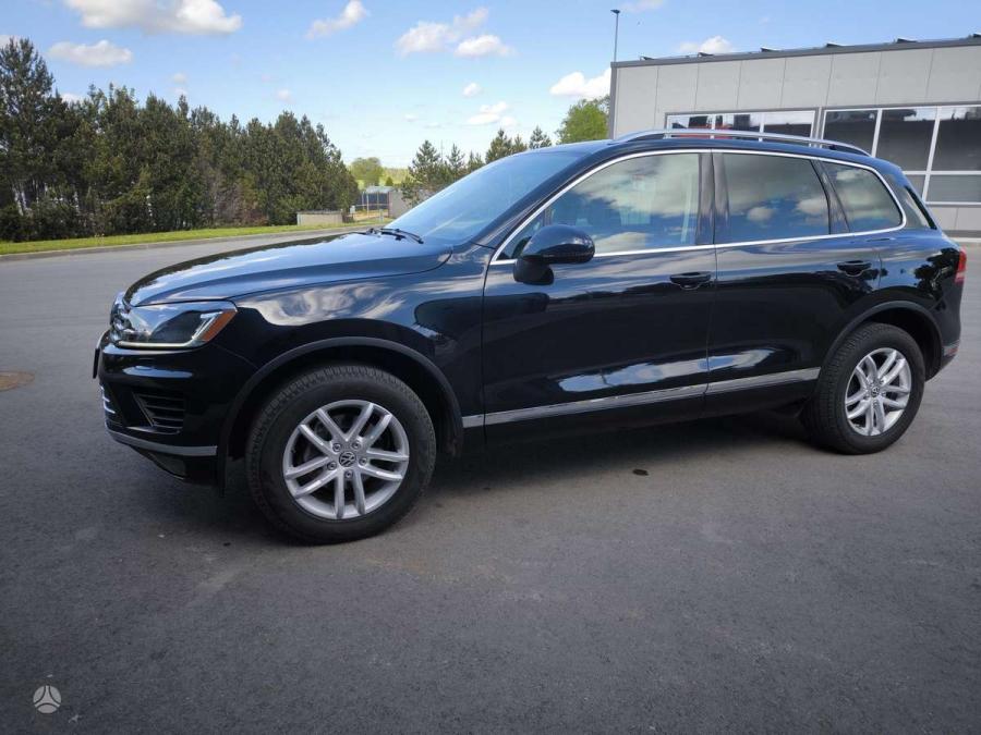 Zils Volkswagen Touareg 2016 Rietavas, ar dzinēja tilpumu 2.97 L un nobraukumu 131 tūkst. km par 16900 €, foto 10 vietnē AUTOMOTO.COM.LV