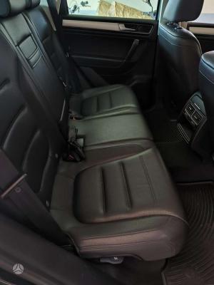 Zils Volkswagen Touareg 2016 Rietavas, ar dzinēja tilpumu 2.97 L un nobraukumu 131 tūkst. km par 16900 €, foto 14 vietnē AUTOMOTO.COM.LV