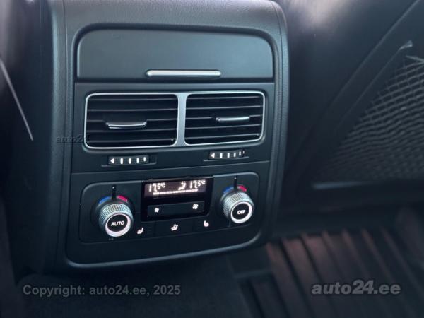 Zils Volkswagen Touareg 2017 Tartu, ar dzinēja tilpumu 3.00 L un nobraukumu 248 tūkst. km par 22800 €, foto 11 vietnē AUTOMOTO.COM.LV
