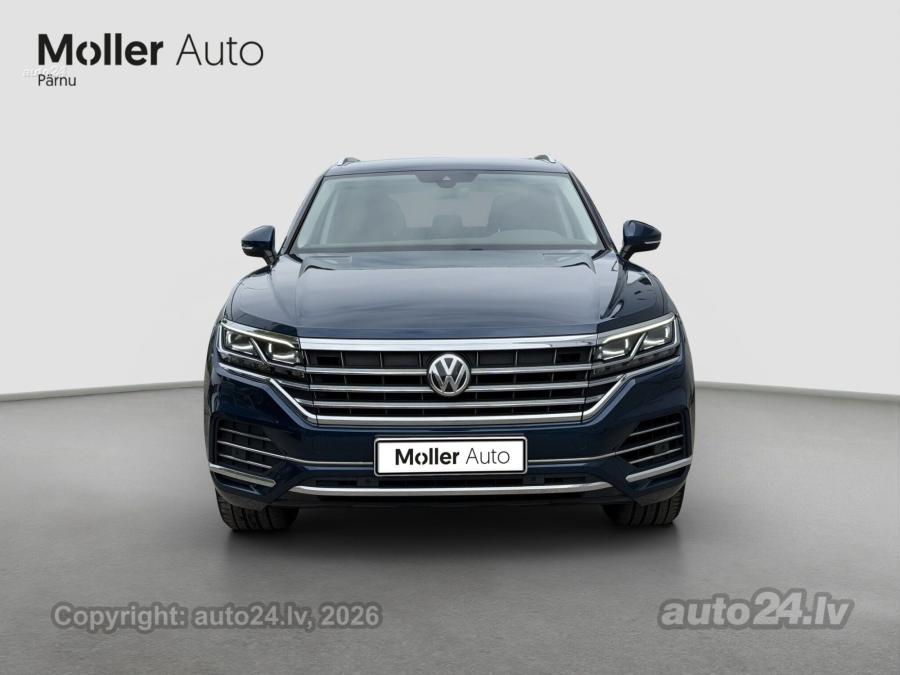 Zils Volkswagen Touareg 2018 Pērnava, ar dzinēja tilpumu 3.00 L un nobraukumu 117 tūkst. km par 37900 €, foto 4 vietnē AUTOMOTO.COM.LV