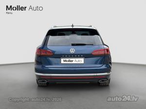 Zils Volkswagen Touareg 2018 Pērnava, ar dzinēja tilpumu 3.00 L un nobraukumu 117 tūkst. km par 37900 €, foto 5 vietnē AUTOMOTO.COM.LV