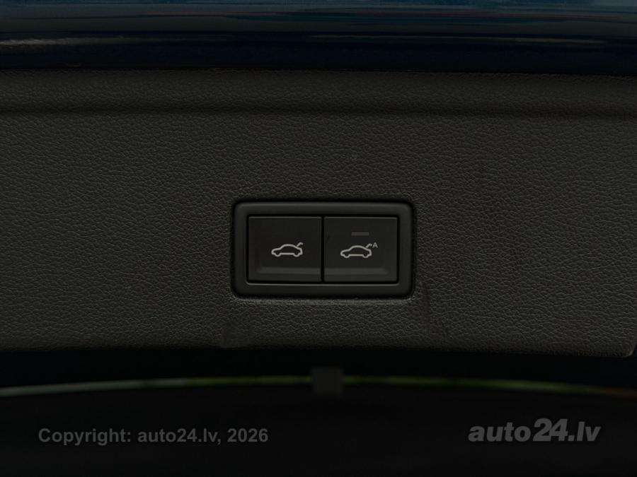Zils Volkswagen Touareg 2018 Pērnava, ar dzinēja tilpumu 3.00 L un nobraukumu 117 tūkst. km par 37900 €, foto 26 vietnē AUTOMOTO.COM.LV