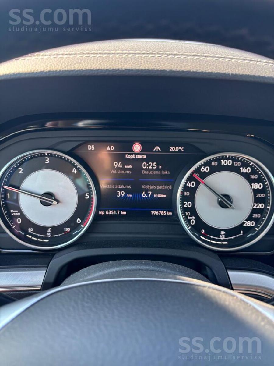 Zils Volkswagen Touareg 2018 Liepāja, ar dzinēja tilpumu 3.00 L un nobraukumu 198 tūkst. km par 30000 €, foto 13 vietnē AUTOMOTO.COM.LV
