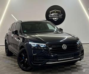 Blue Volkswagen Touareg 2019 in Marijampole, with an engine capacity of 2.97 L and mileage of 205 thousand km for 33850 €, photo  on AUTOMOTO.COM.LV