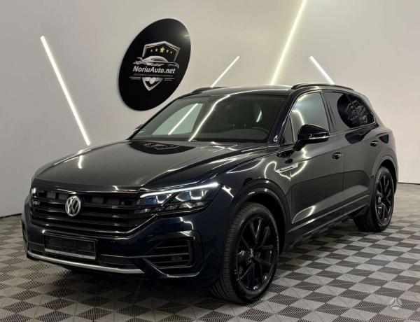 Volkswagen Touareg 2019 in Marijampole on AUTOMOTO.COM.LV Blue Volkswagen Touareg 2019 in Marijampole, with an engine capacity of 2.97 L and mileage of 205 thousand km for 33850 €, photo 9 on AUTOMOTO.COM.LV