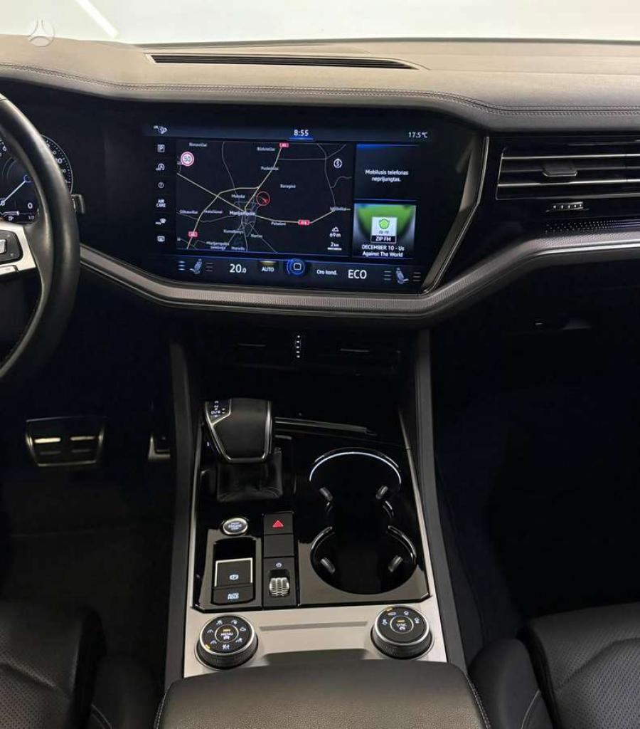 Zils Volkswagen Touareg 2019 Marijampole, ar dzinēja tilpumu 2.97 L un nobraukumu 205 tūkst. km par 33450 €, foto 18 vietnē AUTOMOTO.COM.LV
