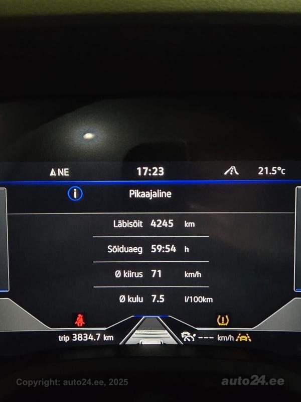 Zils Volkswagen Touareg 2020 Tallina, ar dzinēja tilpumu 3.00 L un nobraukumu 152 tūkst. km par 37500 €, foto 11 vietnē AUTOMOTO.COM.LV