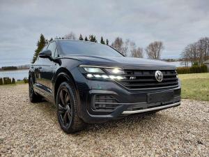Blue Volkswagen Touareg 2020 in Vilkaviskis, with an engine capacity of 2.97 L and mileage of 280 thousand km for 21600 €, photo 17 on AUTOMOTO.COM.LV