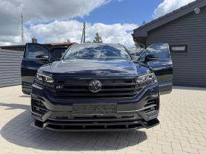 Zils Volkswagen Touareg 2020 Telšiai, ar dzinēja tilpumu 2.97 L un nobraukumu 282 tūkst. km par 30750 €, foto  vietnē AUTOMOTO.COM.LV