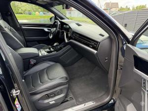 Zils Volkswagen Touareg 2020 Telšiai, ar dzinēja tilpumu 2.97 L un nobraukumu 282 tūkst. km par 30750 €, foto 25 vietnē AUTOMOTO.COM.LV