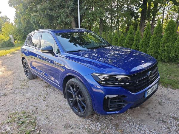 Zils Volkswagen Touareg 2020 Telšiai, ar dzinēja tilpumu 2.97 L un nobraukumu 182 tūkst. km par 27800 €, foto 5 vietnē AUTOMOTO.COM.LV