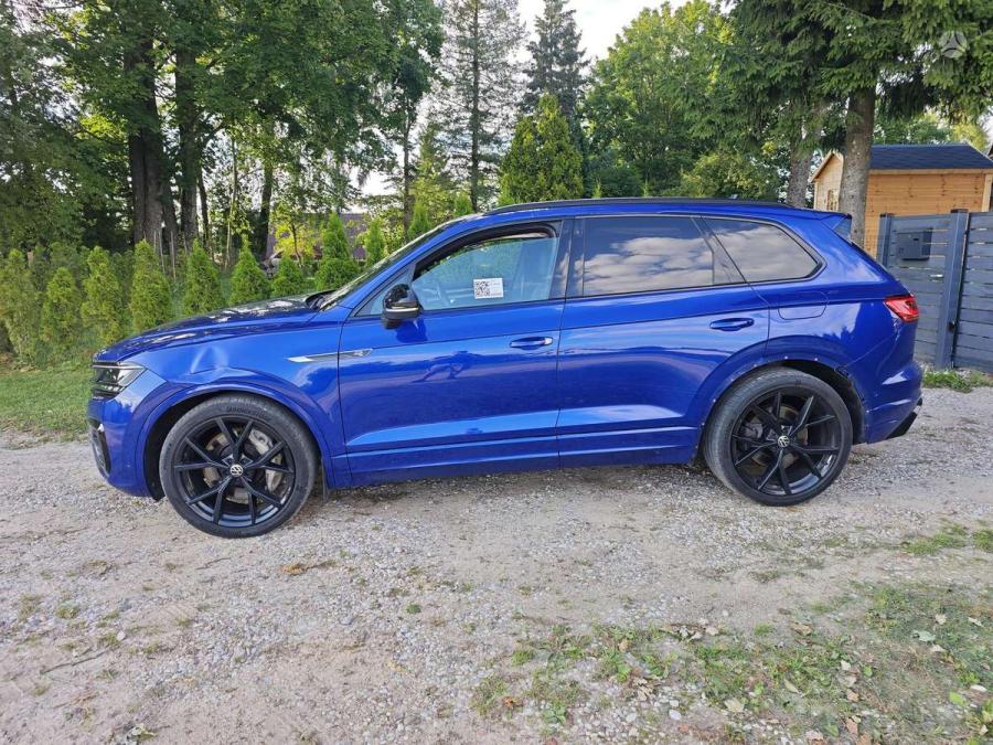 Zils Volkswagen Touareg 2020 Telšiai, ar dzinēja tilpumu 2.97 L un nobraukumu 182 tūkst. km par 27800 €, foto 20 vietnē AUTOMOTO.COM.LV