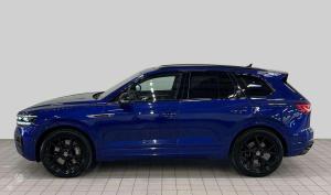 Blue Volkswagen Touareg 2021 in Kaunas, with an engine capacity of 3.00 L and mileage of 149 thousand km for 41200 €, photo 3 on AUTOMOTO.COM.LV