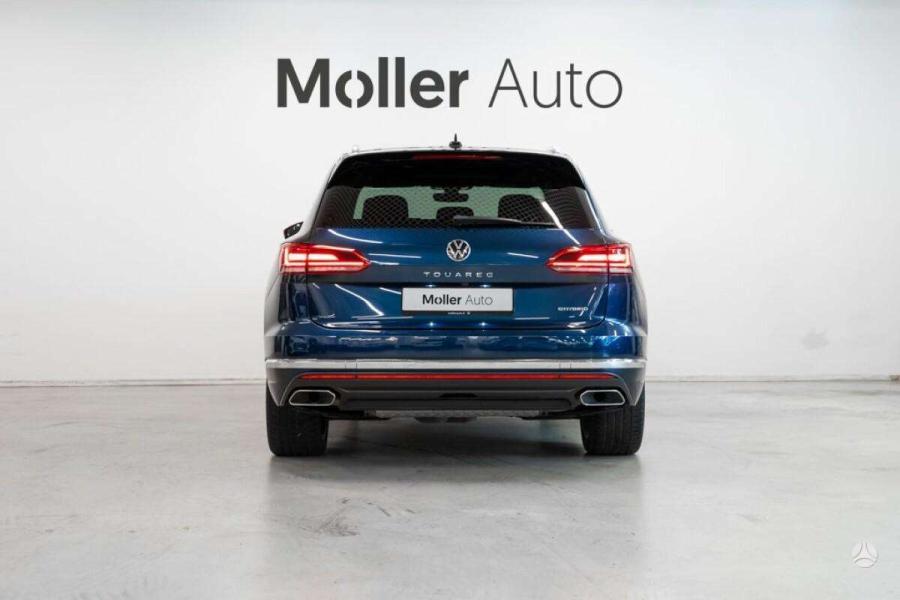 Zils Volkswagen Touareg 2021 Viļņa, ar dzinēja tilpumu 3.00 L un nobraukumu 124 tūkst. km par 43500 €, foto 7 vietnē AUTOMOTO.COM.LV