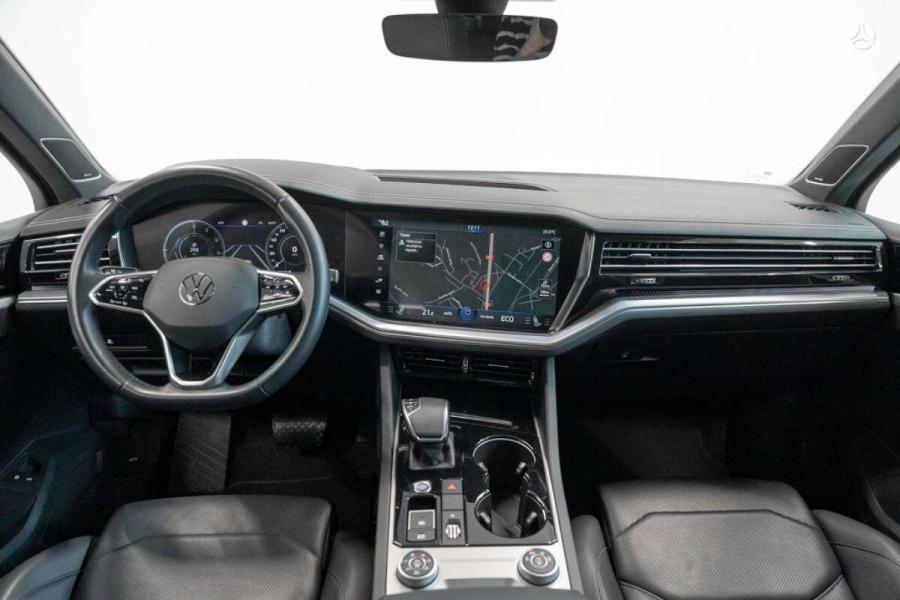 Zils Volkswagen Touareg 2021 Viļņa, ar dzinēja tilpumu 3.00 L un nobraukumu 124 tūkst. km par 43500 €, foto 9 vietnē AUTOMOTO.COM.LV