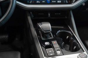 Zils Volkswagen Touareg 2021 Viļņa, ar dzinēja tilpumu 3.00 L un nobraukumu 124 tūkst. km par 43500 €, foto 21 vietnē AUTOMOTO.COM.LV