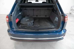 Zils Volkswagen Touareg 2021 Viļņa, ar dzinēja tilpumu 3.00 L un nobraukumu 124 tūkst. km par 43500 €, foto 24 vietnē AUTOMOTO.COM.LV