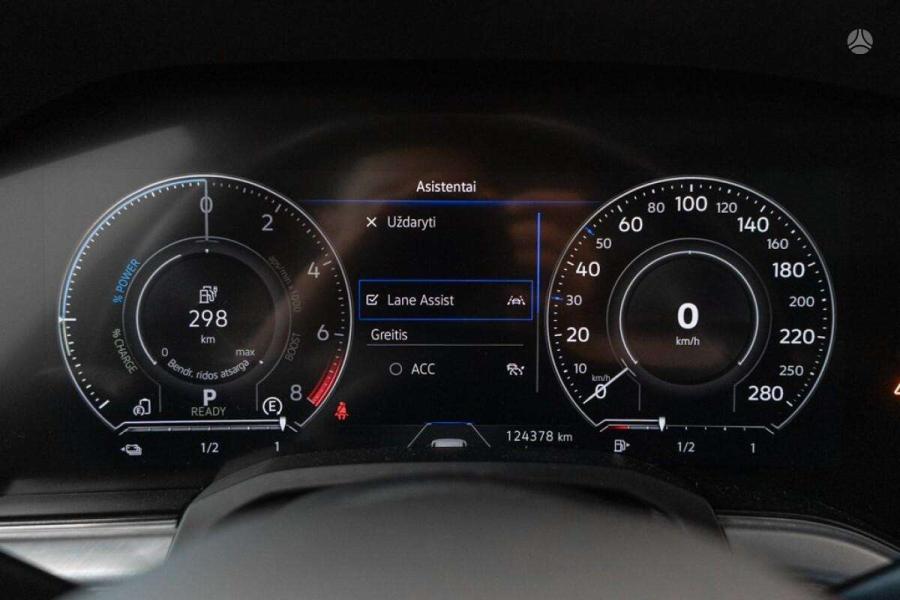 Blue Volkswagen Touareg 2021 in Vilnius, with an engine capacity of 3.00 L and mileage of 124 thousand km for 42300 €, photo 11 on AUTOMOTO.COM.LV