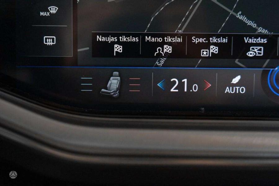 Blue Volkswagen Touareg 2021 in Vilnius, with an engine capacity of 3.00 L and mileage of 124 thousand km for 42300 €, photo 18 on AUTOMOTO.COM.LV