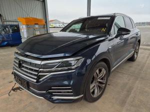 Zils Volkswagen Touareg 2022 Klaipėda, ar dzinēja tilpumu 3.00 L un nobraukumu 38 tūkst. km par 11800 €, foto  vietnē AUTOMOTO.COM.LV