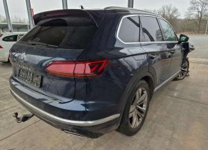Zils Volkswagen Touareg 2022 Klaipėda, ar dzinēja tilpumu 3.00 L un nobraukumu 38 tūkst. km par 11800 €, foto 2 vietnē AUTOMOTO.COM.LV