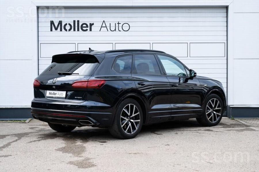 Zils Volkswagen Touareg 2022 Rīga, ar dzinēja tilpumu 3.00 L un nobraukumu 134 tūkst. km par 45900 €, foto 4 vietnē AUTOMOTO.COM.LV