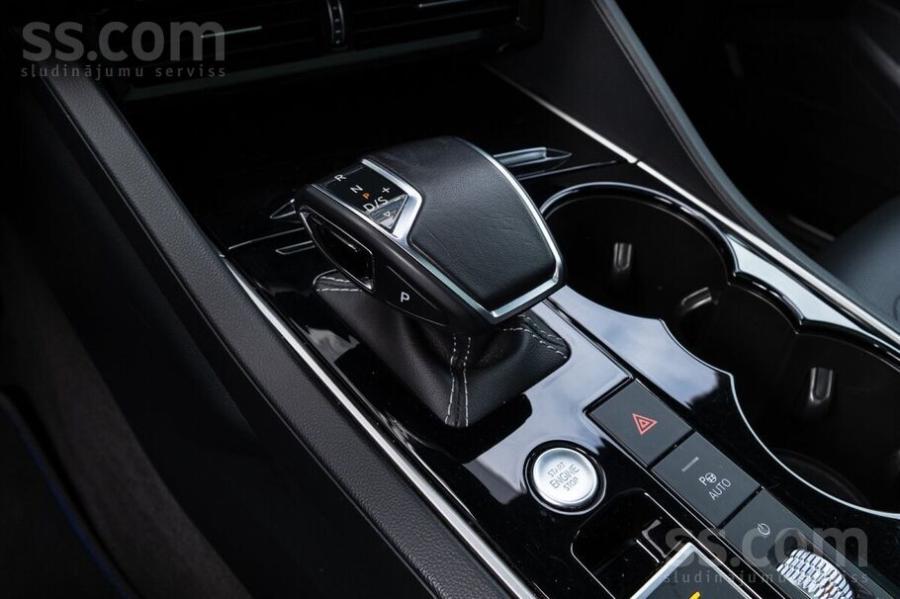 Zils Volkswagen Touareg 2022 Rīga, ar dzinēja tilpumu 3.00 L un nobraukumu 134 tūkst. km par 45900 €, foto 17 vietnē AUTOMOTO.COM.LV
