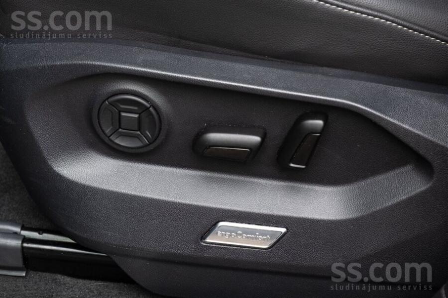 Zils Volkswagen Touareg 2022 Rīga, ar dzinēja tilpumu 3.00 L un nobraukumu 134 tūkst. km par 45900 €, foto 28 vietnē AUTOMOTO.COM.LV