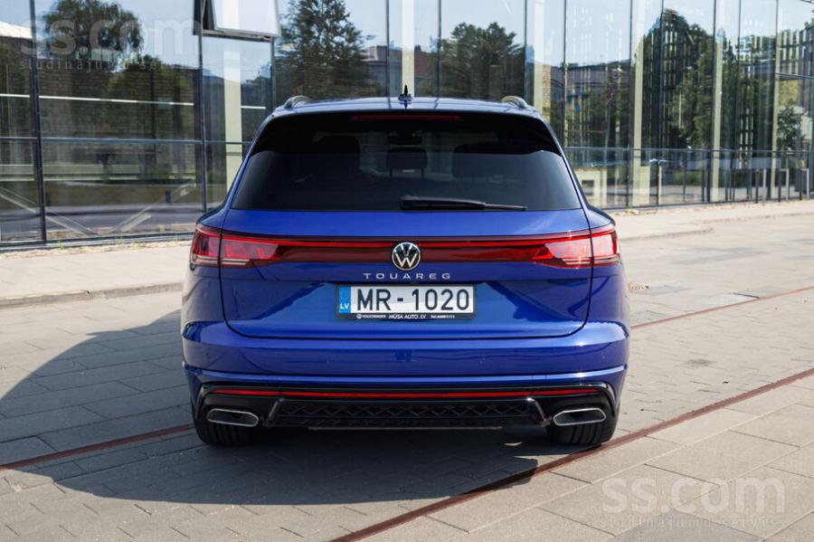 Zils Volkswagen Touareg 2025 Rīga, ar dzinēja tilpumu 3.00 L un nobraukumu 19 tūkst. km par 71950 €, foto 6 vietnē AUTOMOTO.COM.LV