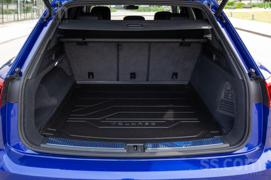 Zils Volkswagen Touareg 2025 Rīga, ar dzinēja tilpumu 3.00 L un nobraukumu 19 tūkst. km par 71950 €, foto 12 vietnē AUTOMOTO.COM.LV