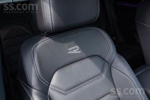Zils Volkswagen Touareg 2025 Rīga, ar dzinēja tilpumu 3.00 L un nobraukumu 19 tūkst. km par 71950 €, foto 21 vietnē AUTOMOTO.COM.LV